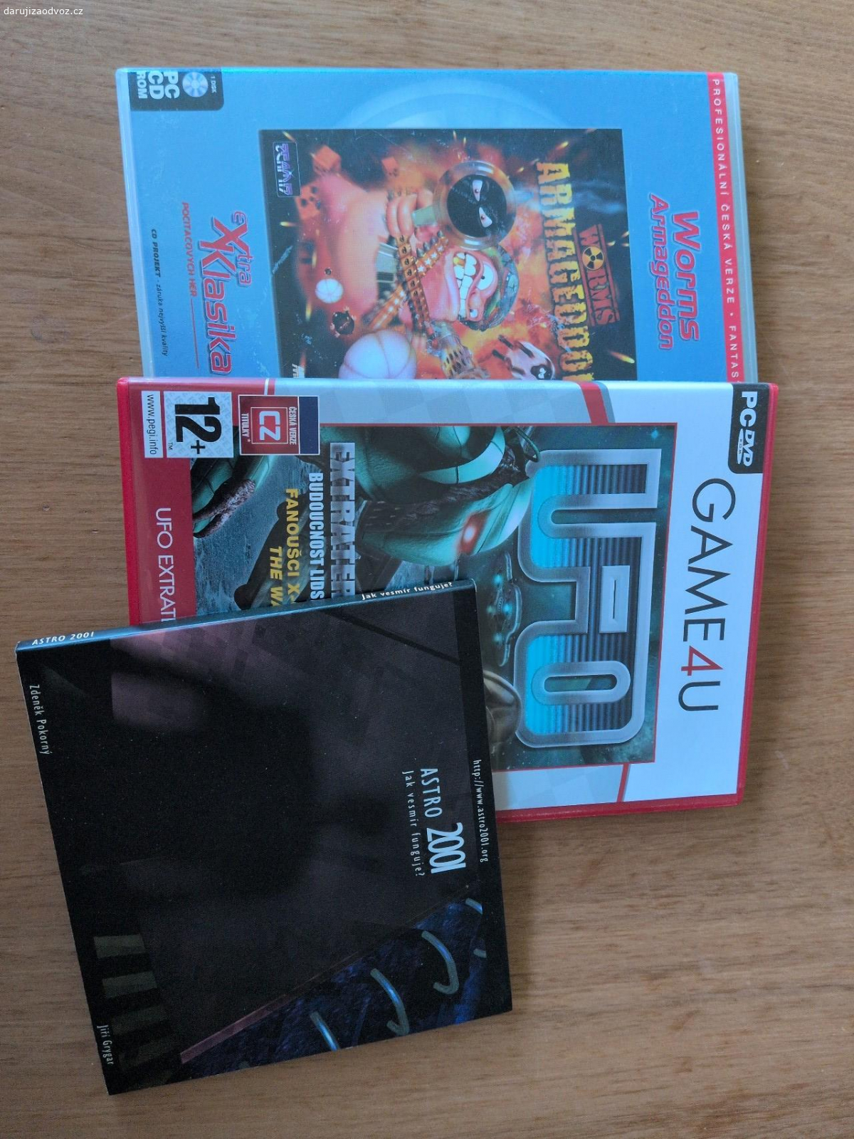 PC hry + encyklopedie - PC, Notebooky - Daruji za odvoz