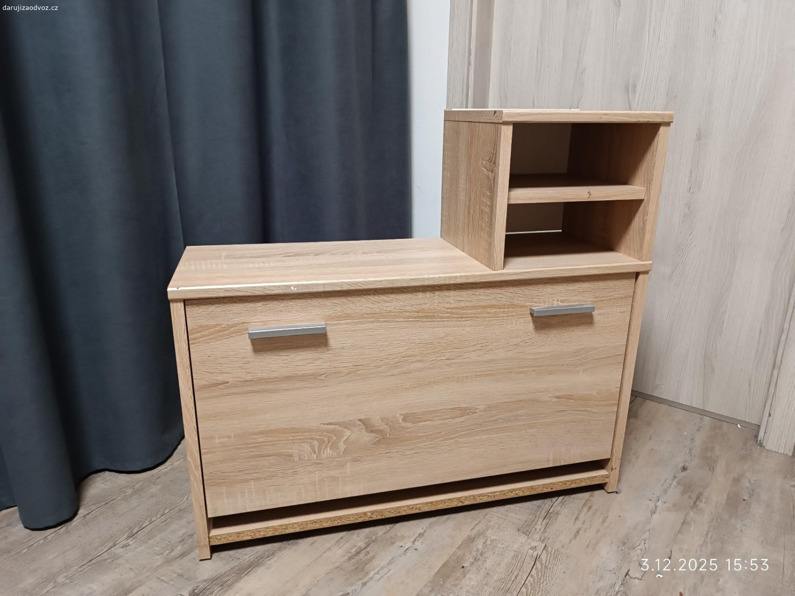 předsíňová stěna - Nábytek - Daruji za odvoz