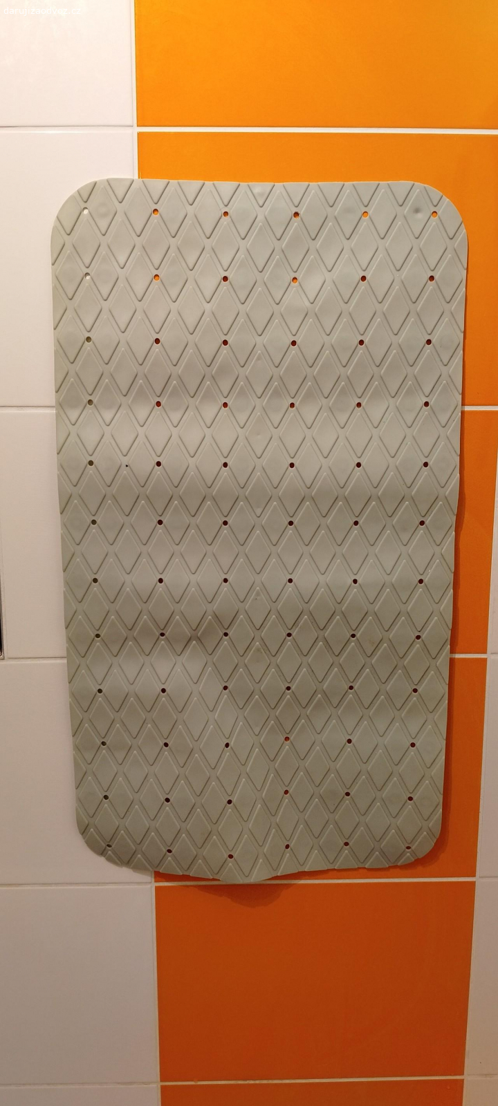 protišmyková podložka do vane - Dům a zahrada - Daruji za odvoz