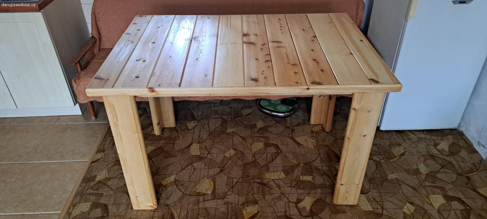 stůl - Nábytek - Daruji za odvoz
